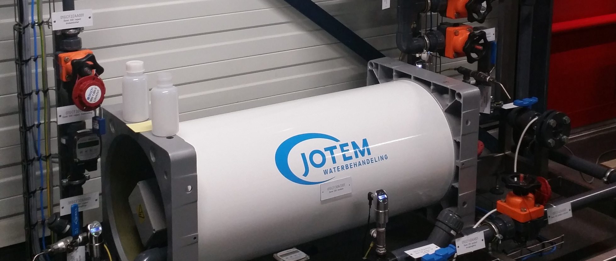 Elektrodeionisatie - Jotem